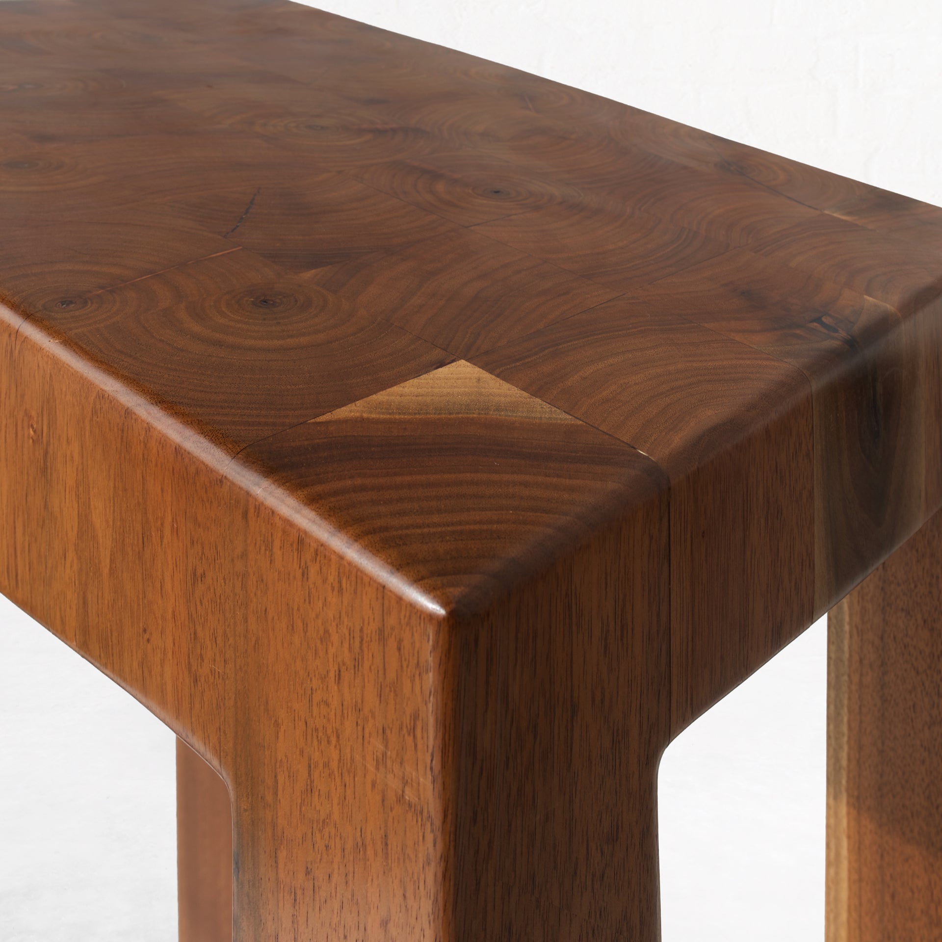 Miter Tooth Bench – Greta de Parry