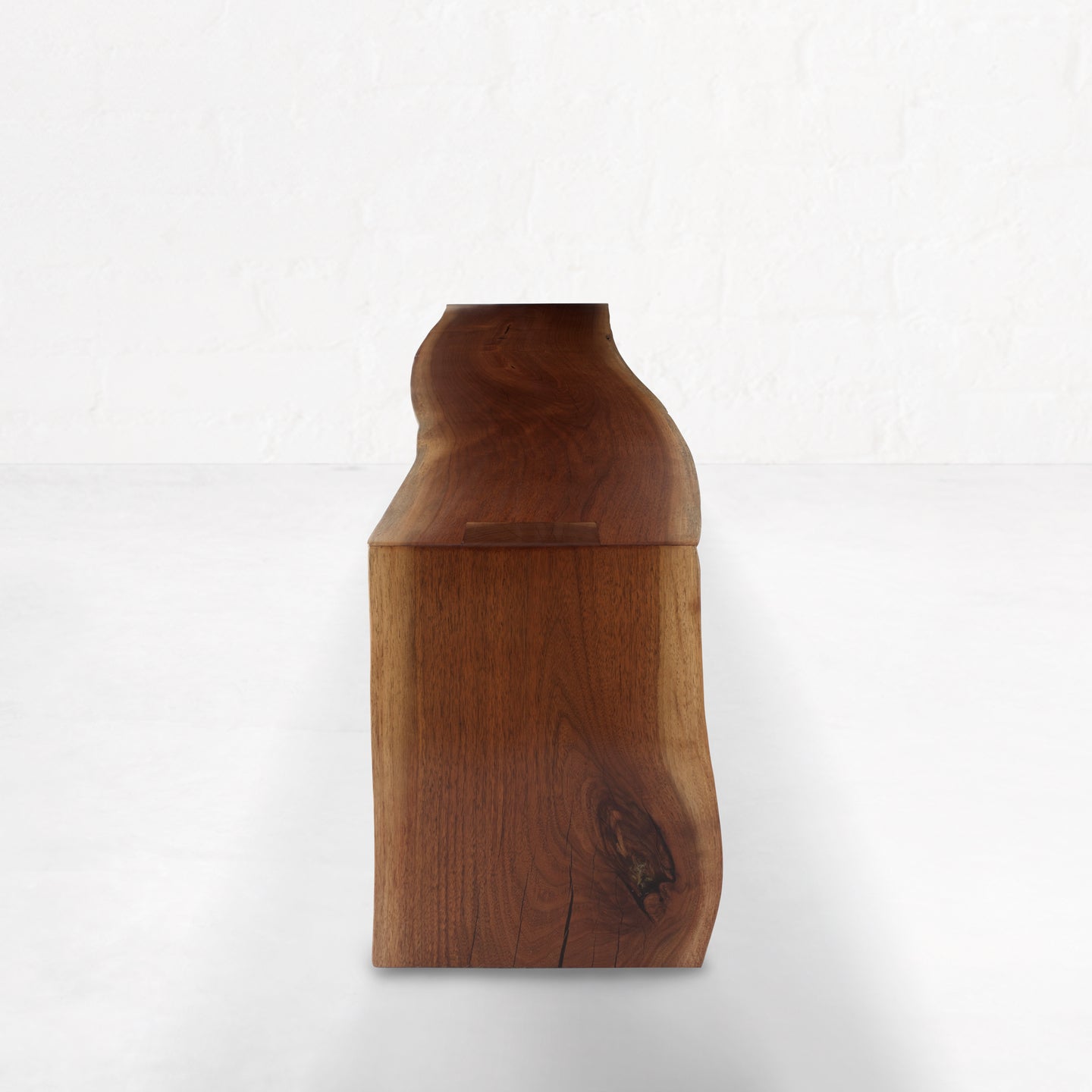 Miter Tooth Bench – Greta de Parry